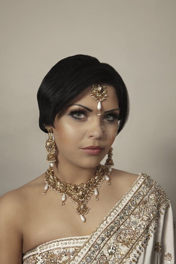 Mujeres indias imagen de archivo. Imagen de velo, manera - 19335087