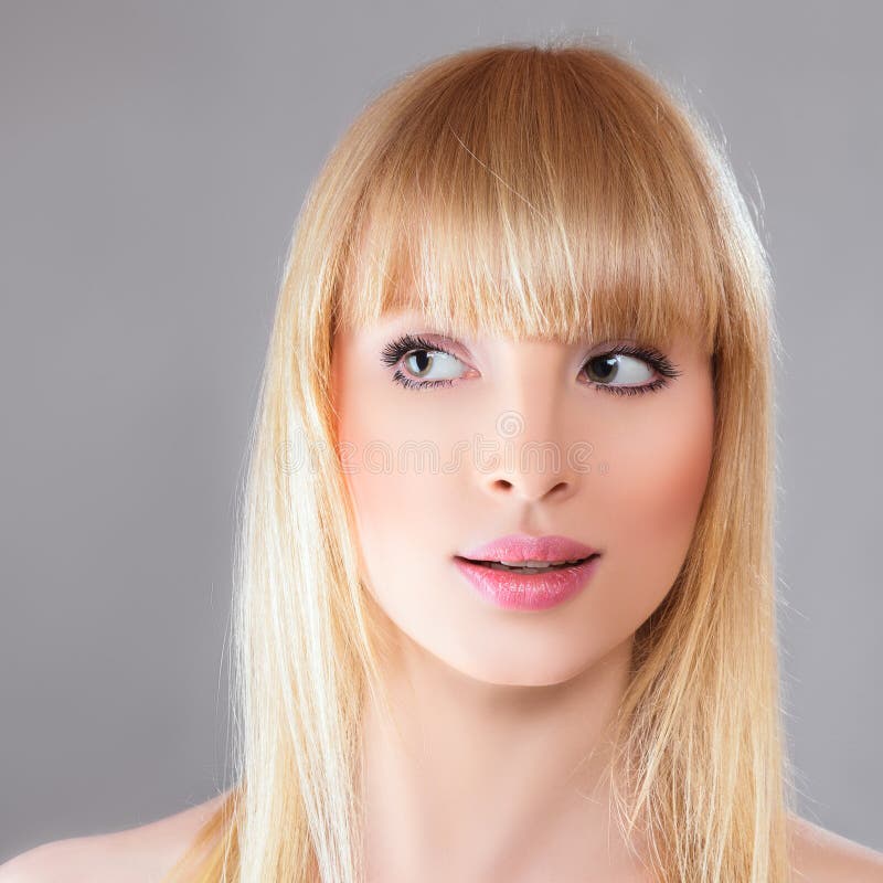 Mulher Loura Surpreendida Beleza Foto de Stock - Imagem de interesse ...