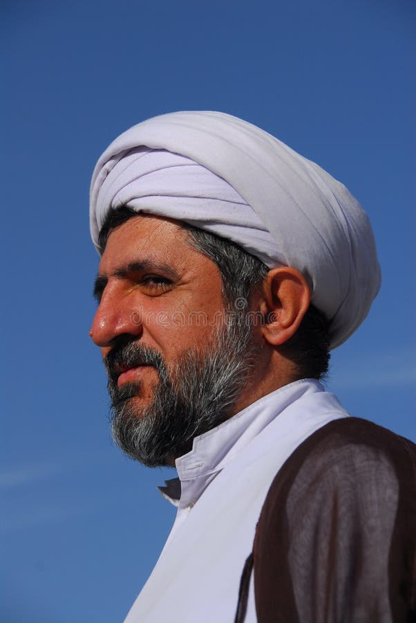 Mullah redactionele foto. Image of boek, gezicht, isphahan - 57463391