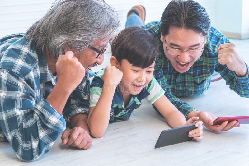 Multi Generation Family Having Success Using Mobile Internet Technology ...