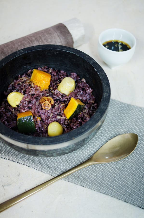 Multi-Grain Rice in a Stone Pot Stock Photo - Image of rice, asian ...