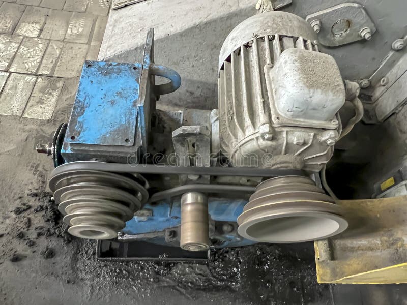 Multi-stage Belt Transmission with V-belt Stock Image - Image of grate ...