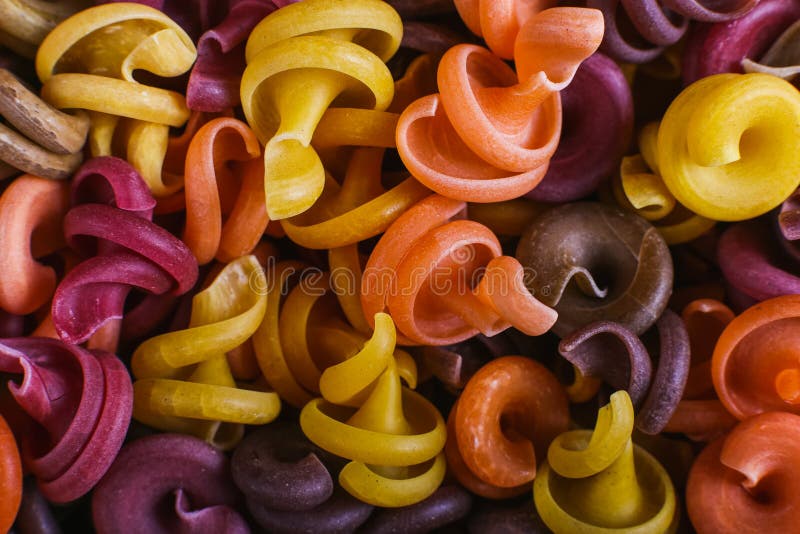Multi-colored Macaroni of an Unusual Form with Natural Vegetable Dyes ...