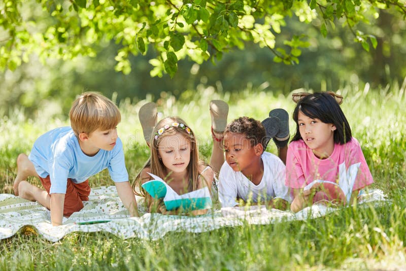 Multicultural Children Stock Photos - Download 2,961 Royalty Free Photos