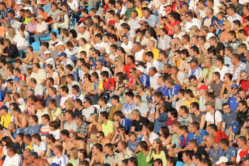 Grande Multidão De Evento De Observação Dos Povos Imagem de Stock ...