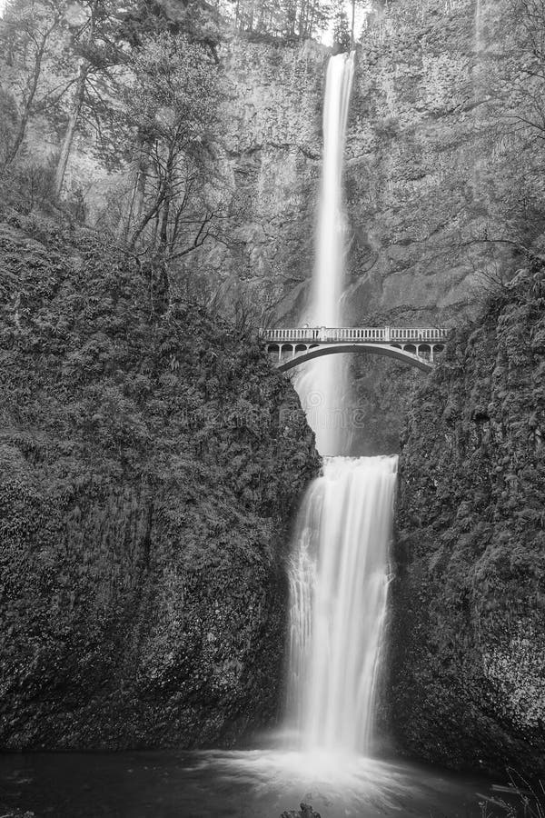 Multnomah Falls and bridge stock photo. Image of oregon - 83112972