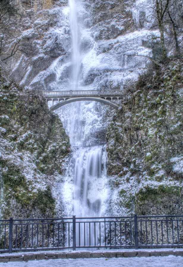 Multnomah Falls Frozen stock photo. Image of oregon, conservation - 7576504