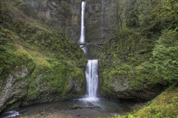 Multnomah Falls in Spring stock image. Image of trees - 13851737