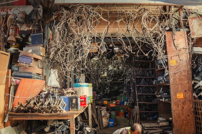 Market Full of People in Mumbai, India. Chor Bazaar Editorial Photo ...