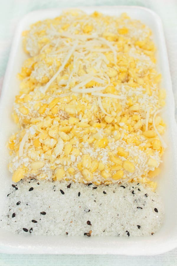 Mung Bean Rice-crepe, Thai Dessert. Stock Image - Image of asian, snack ...