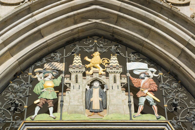 Munich Kindl - Muenchner Kindl Arkivfoto - Bild av detalj, ammunition ...