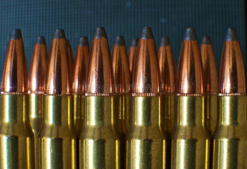 Munitie voor geweer 006 stock foto. Image of matrijs - 28077184