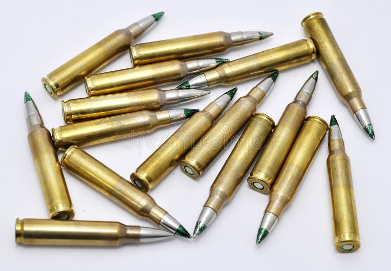 5 56mm de NAVO munitieriem stock foto. Image of kader - 135752990