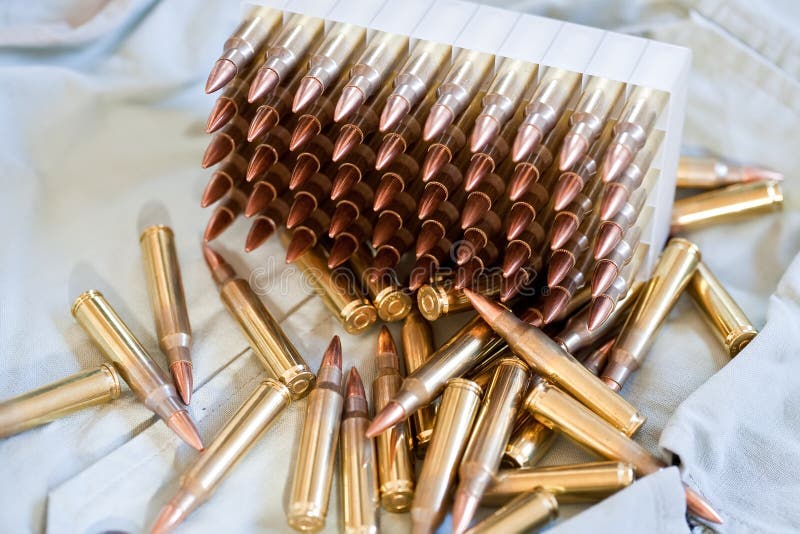 Munitie stock foto. Image of schot, metaal, schieten - 17620974