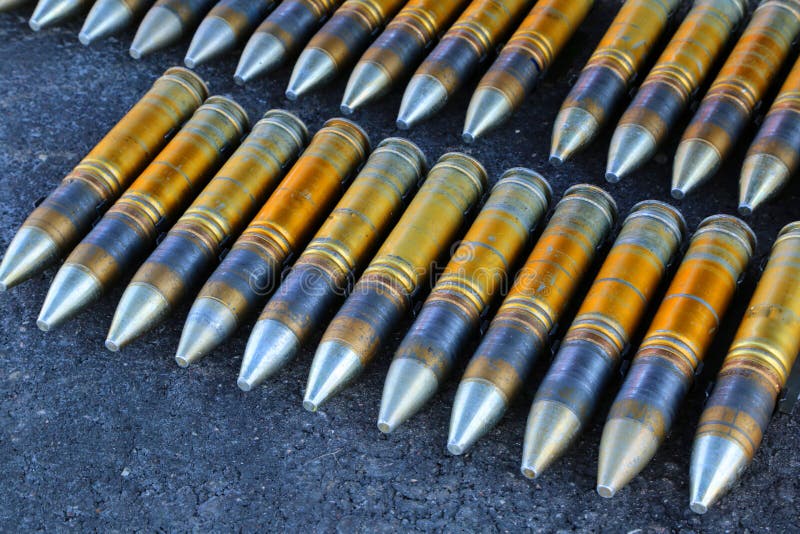Munitie stock foto. Image of omhulsels, apparatuur, munitie - 53101364