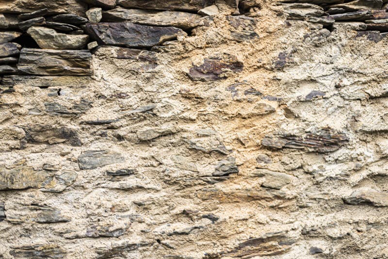 Mur De Construction En Ciment Et Pierre Naturelle Photo stock - Image ...