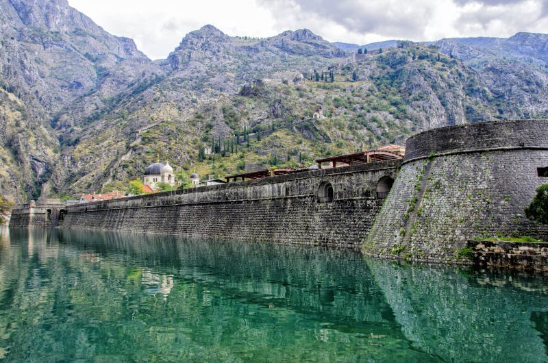 Remparts De La Ville De Kotor, Monténégro Image stock - Image du ...