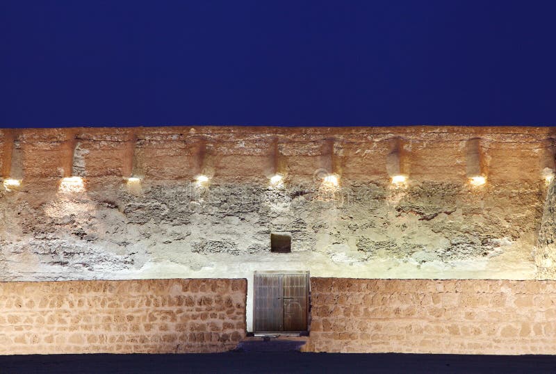 Mur Du Sud De Fort D'Arad En Heures Bleues Image stock - Image du ...