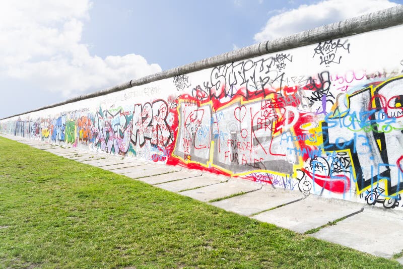 Mur de Berlin photo stock. Image du retrait, berlin, coloré - 43567944