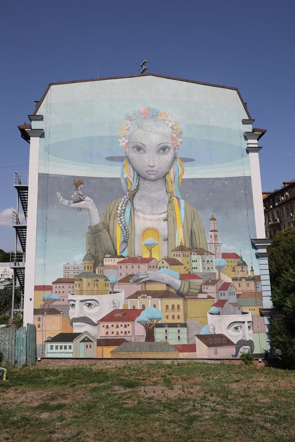Mural on a Building Wall, Kiev, Ukraine Editorial Stock Photo - Image ...