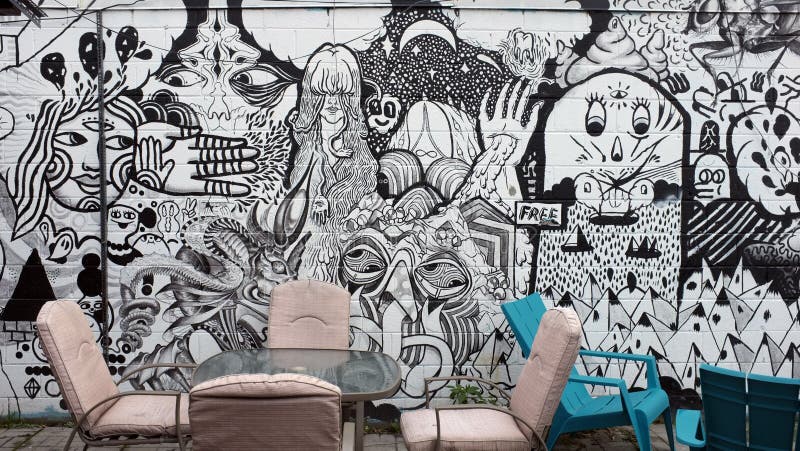 Graffiti Mural Khokhloma O Renacimiento Popular Pintado Por Misha Mack ...