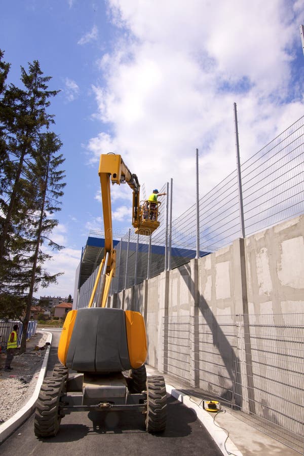 Muratori fotografia stock. Immagine di commercio, meccanico - 30853732