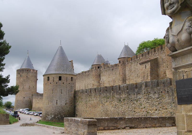 Muren Van Franse Stad Carcassonne Stock Afbeelding - Image of massief ...
