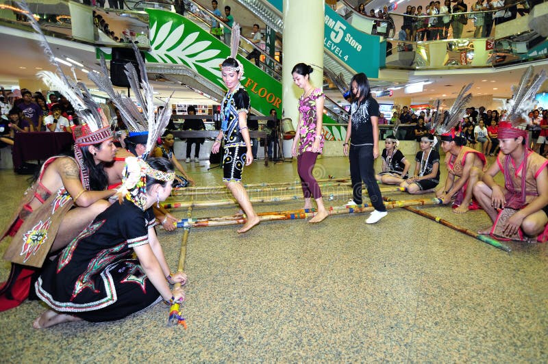 Murut Bamboo Dance editorial stock photo. Image of festival - 19697243
