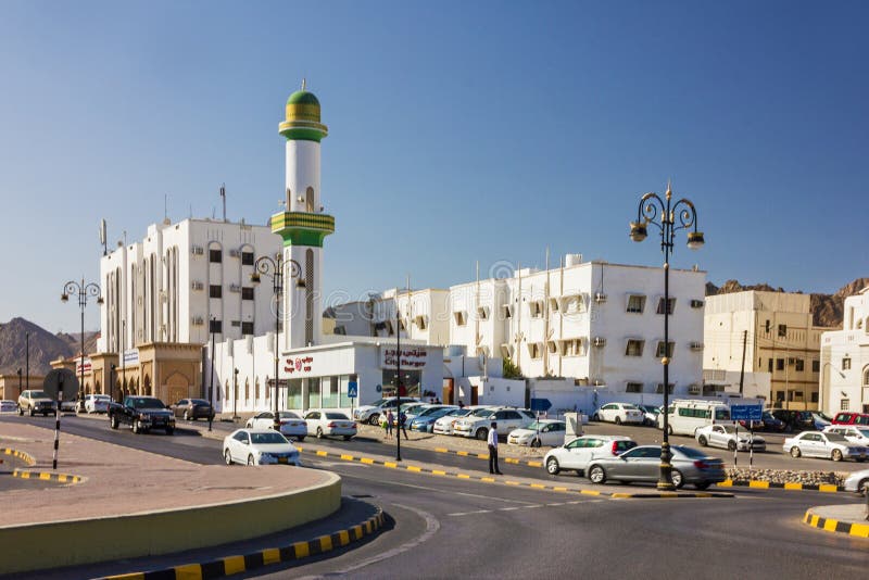 Muscat, Oman: Sultan Qaboos Grand Mosque Building Architecture ...