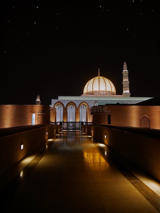 MUSCAT, OMAN - OCTOBER 5, 2016: Sultan Qaboos Grand Mosque at Night ...
