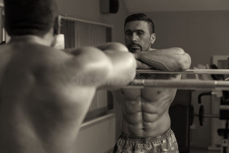 Muscoli addominali immagine stock. Immagine di configurazione - 49608479