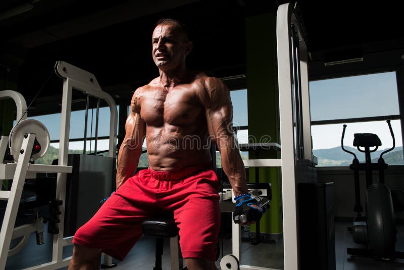 Trapezius Exercises Machine