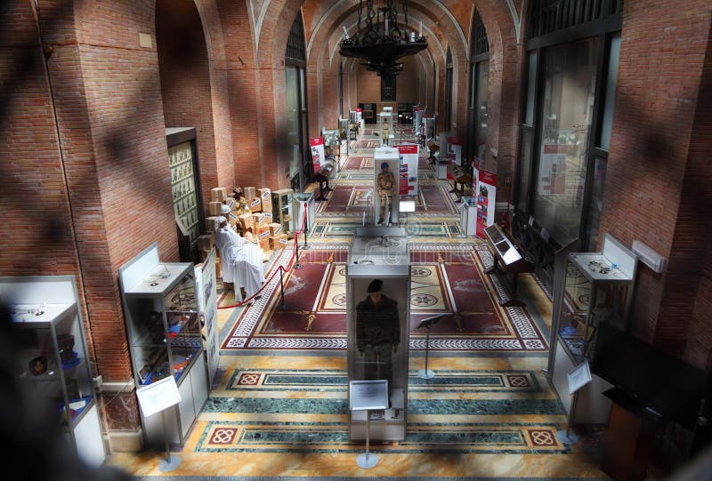 Museo Interno Di Storia Militare a Roma Immagine Editoriale - Immagine ...