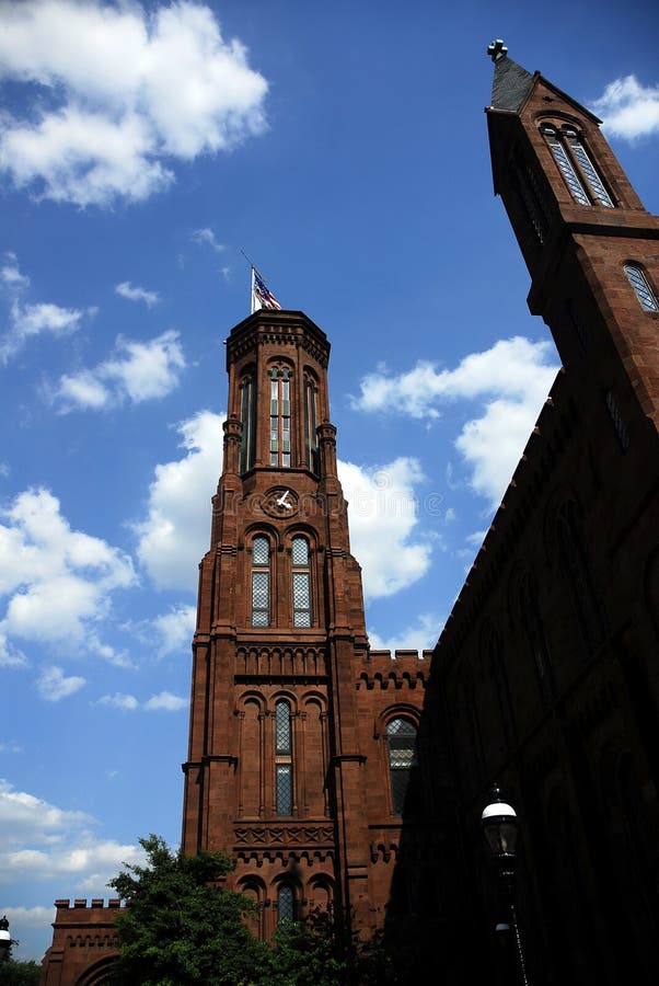 Museo Smithsonian En La C.C. De Washington Imagen de archivo editorial ...