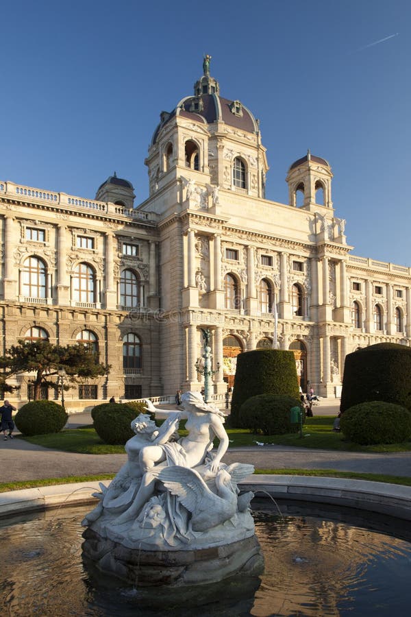 Museum of Historical Art, Vienna Stock Image - Image of point, monument ...