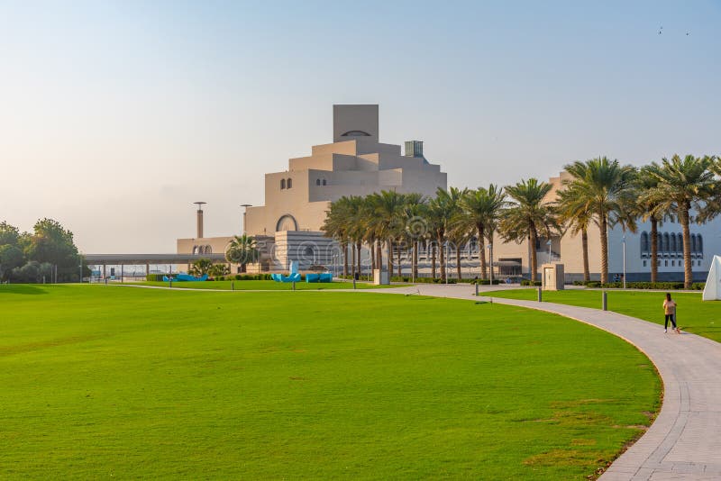 Museum of Islamic Art in Doha, Qatar Editorial Stock Photo - Image of ...