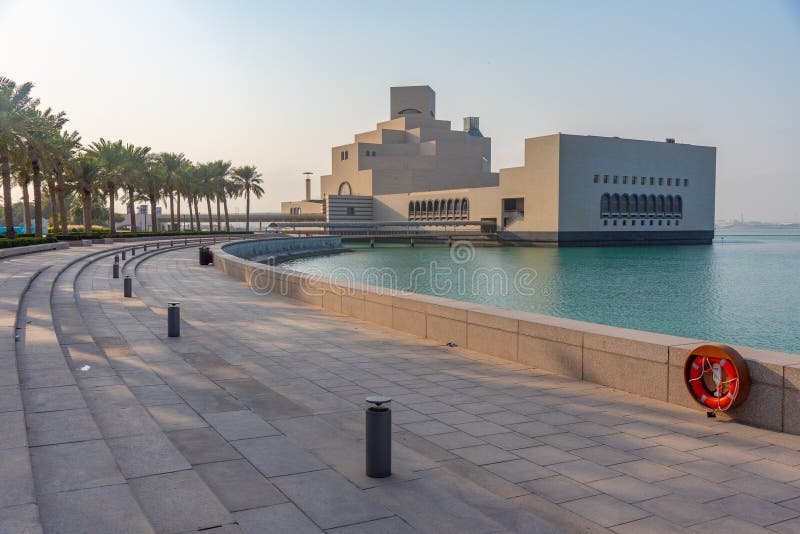 Museum of Islamic Art in Doha, Qatar Editorial Stock Photo - Image of ...