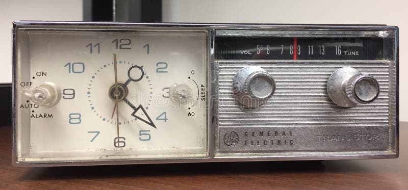 Grey dial vintage radio editorial photography. Image of vintage - 107100102