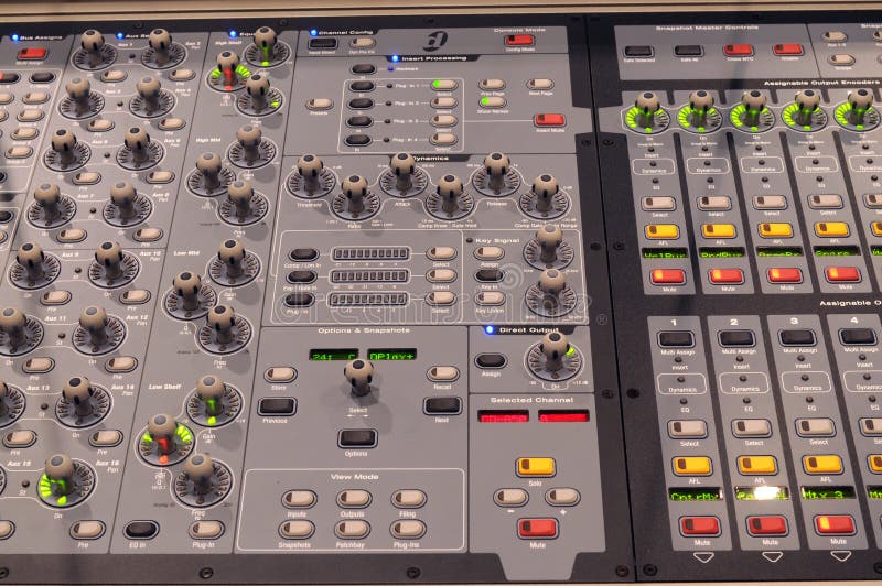 Music logo stock vector. Illustration of song, mixing - 4915499