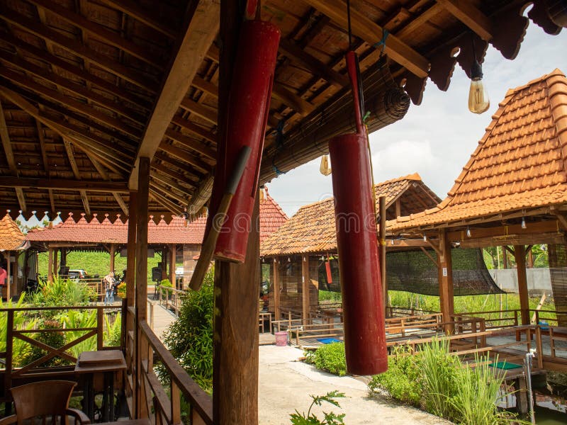 Traditional Java Wedding Couple Stock Image - Image of married, jawa ...