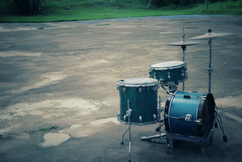 Musical Instruments Drum Set Tone Vintage Style Image Stack Set Outdoor ...