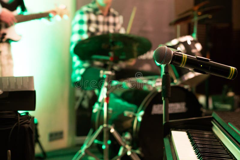 Musical Instruments on Stage Stock Image - Image of bass, concert: 98909817