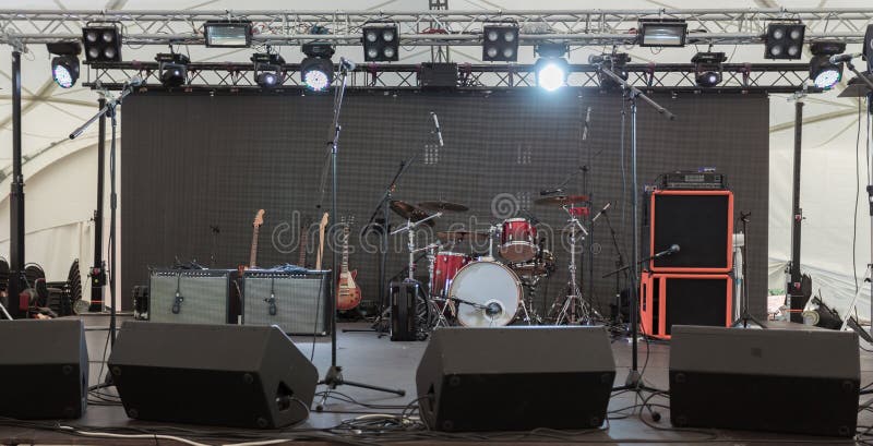 Musical Instruments Stage Setup Stock Photos - Free & Royalty-Free ...