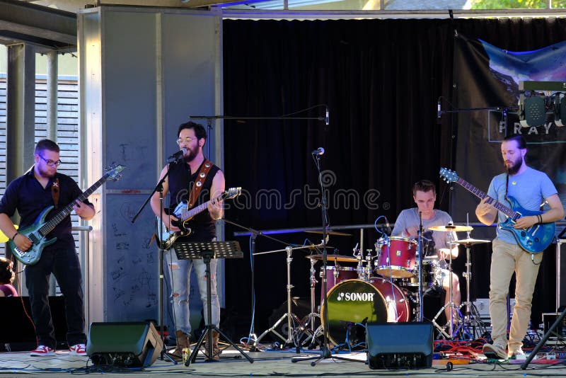 Musician, Stage, Music, Performance Picture. Image: 129752274