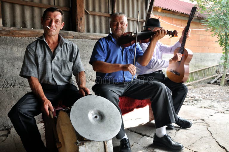 Musicians Playing on Traditional Instruments Editorial Photography ...