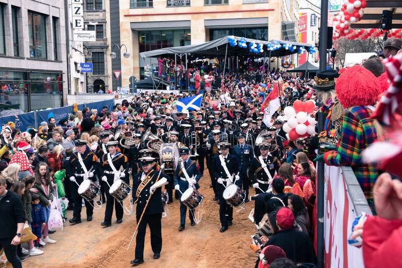 Musicians on the Rose Monday Parade in Cologne - Musicians in Un ...