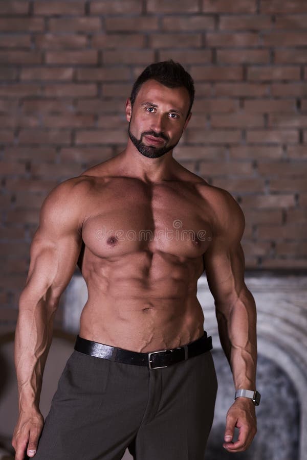 Foto av modellen i bildlegitimation 71506687 av Anna Moskvina ...