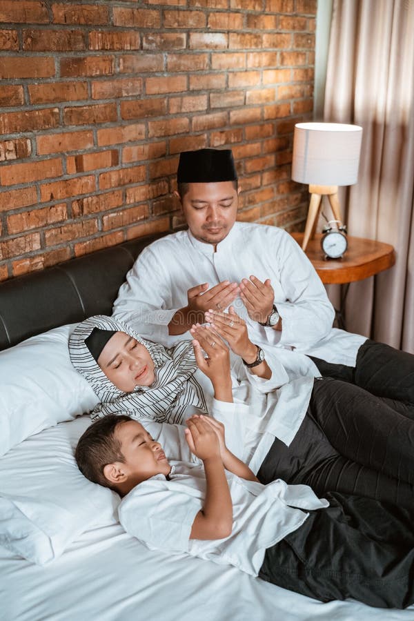 785 Muslim Family Bed Stock Photos - Free & Royalty-Free Stock Photos ...