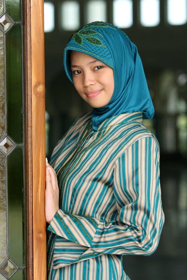Muslim Girl stock image. Image of outdoor, islam, portrait - 6232205
