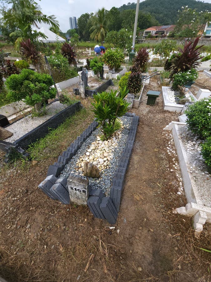 Modern Muslim Graveyard with Minimalist Design Editorial Stock Photo ...